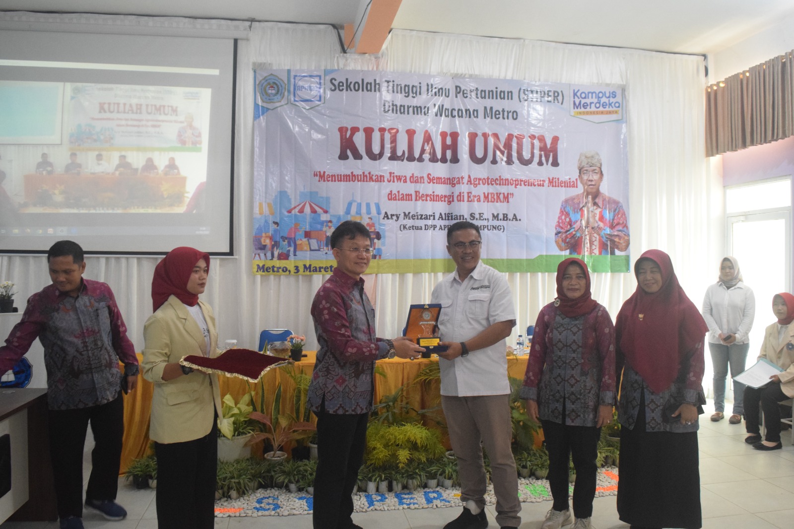 STIPER Dharma Wacana Siap Laksanakan Program Magang UMKM Merdeka ...